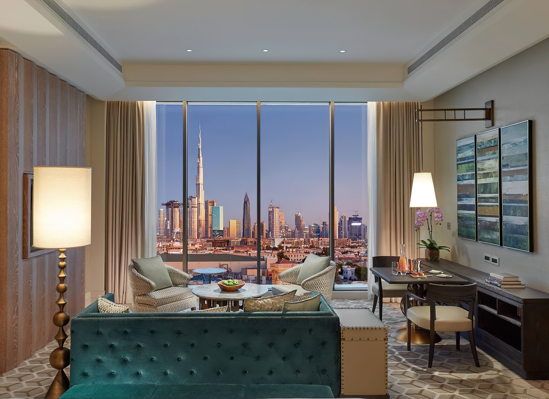 Mandarin Oriental Jumeira, Dubai Resort – Jumeirah, Dubai, UAE – Guest Suite City View – TRAVOH