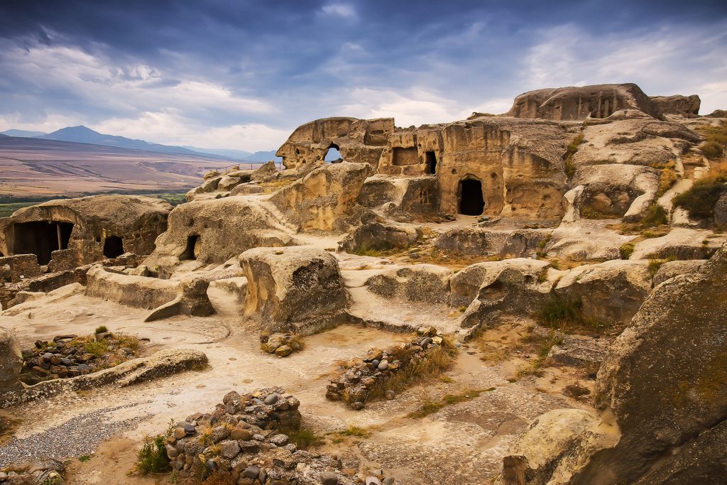 Ancient Cave City of Uplistsikhe, Georgia – TRAVOH